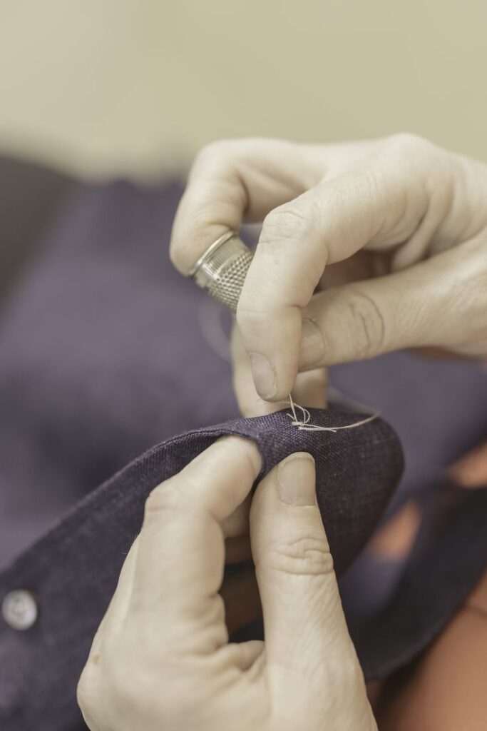How To Sew By Hand In 6 Easy Steps | Sewing.com